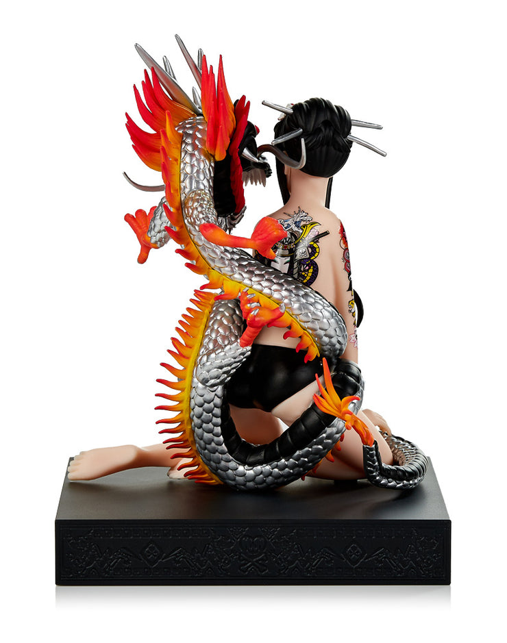 Dragon Girl Statue (Silver/Black) – tokidoki
